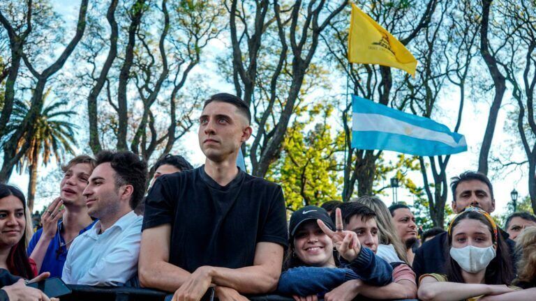 Gabriel Kessler - Revista Anfibia